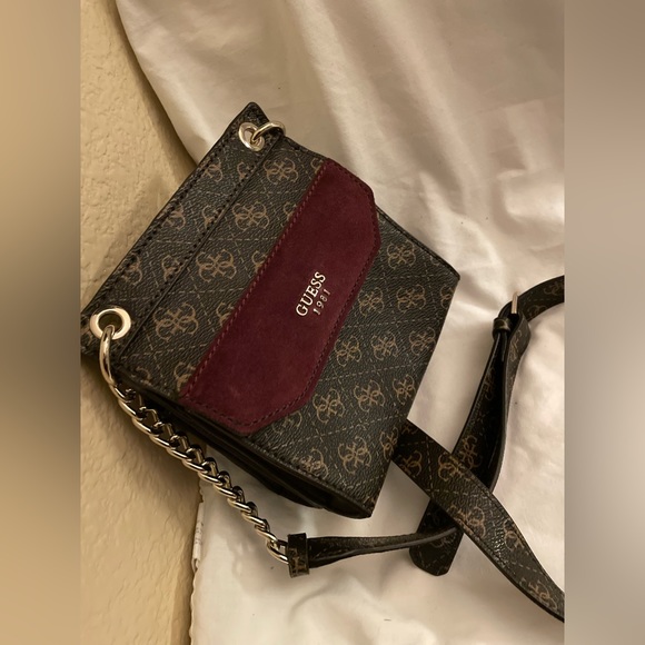 Guess | Bags | Guess Mini Crossbody Bag 65 X 7 | Poshmark